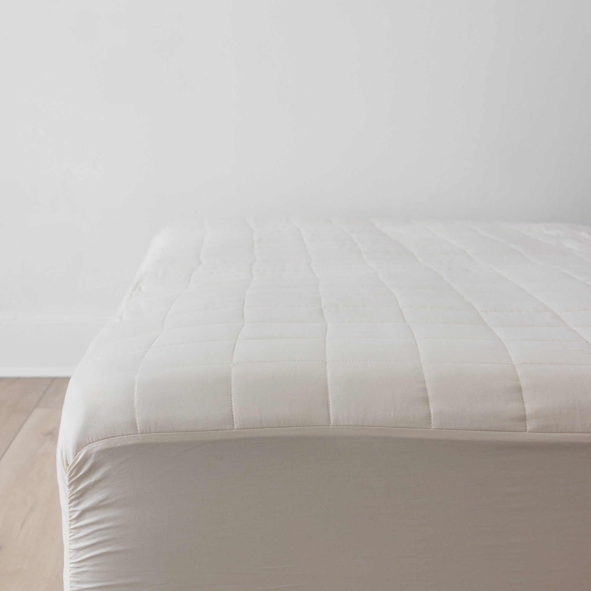Organic Cotton Mattress Protector – Sierra Dreams